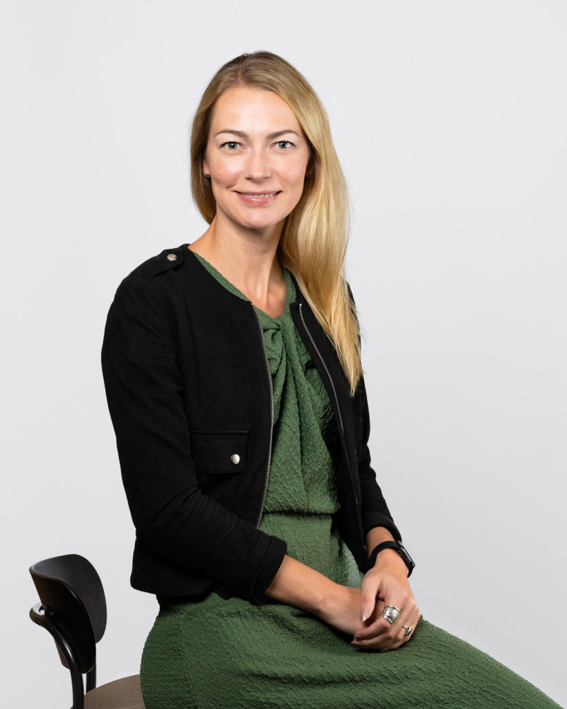 ISEC – Asset Management Solutions for Financial Actors